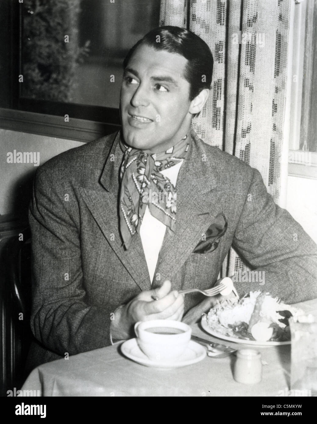 CARY GRANT (1904-1986) Anglo-American film actor about 1935 Stock Photo ...