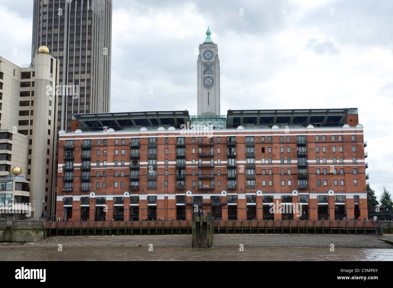 Oxo tower building london uk hi-res stock photography and images - Alamy