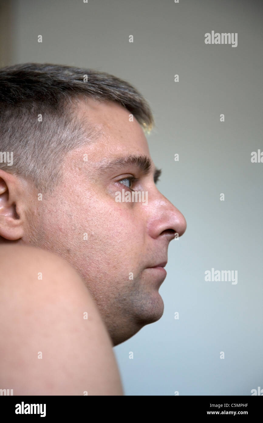Mans profile hi-res stock photography and images - Alamy