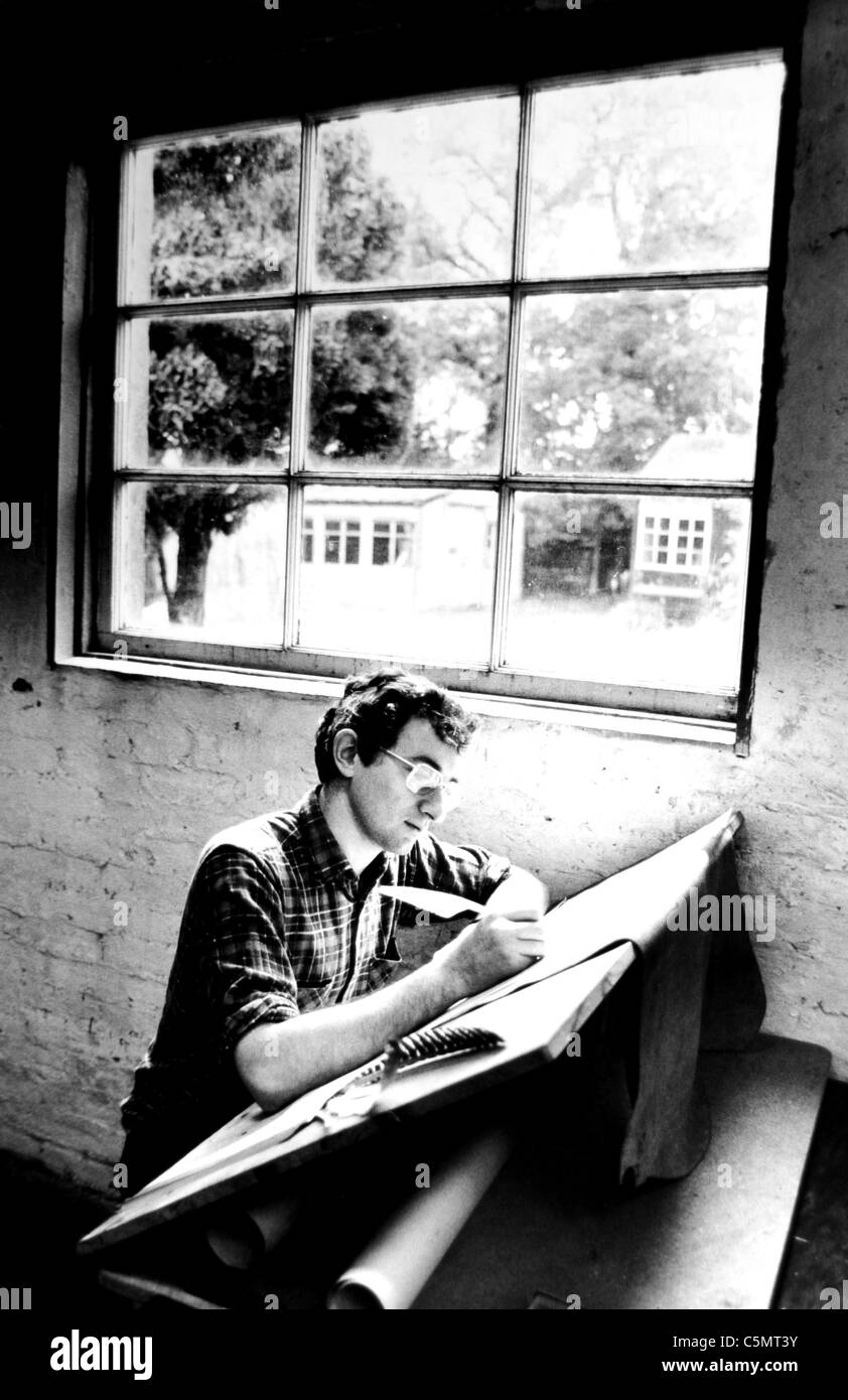 Man quill writing hi-res stock photography and images - Alamy