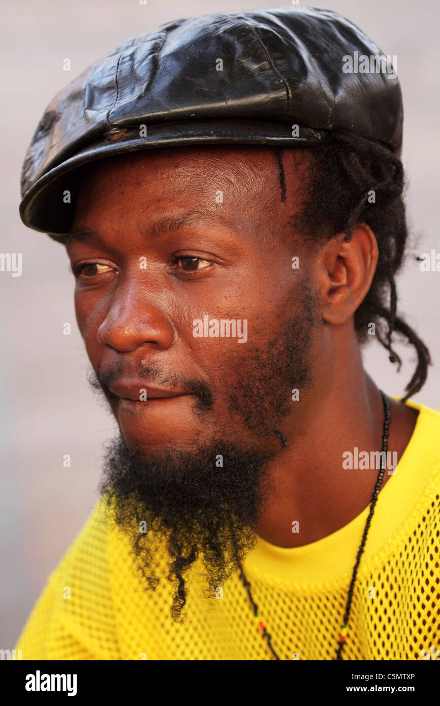 Rastafari hair hi-res stock photography and images - Alamy