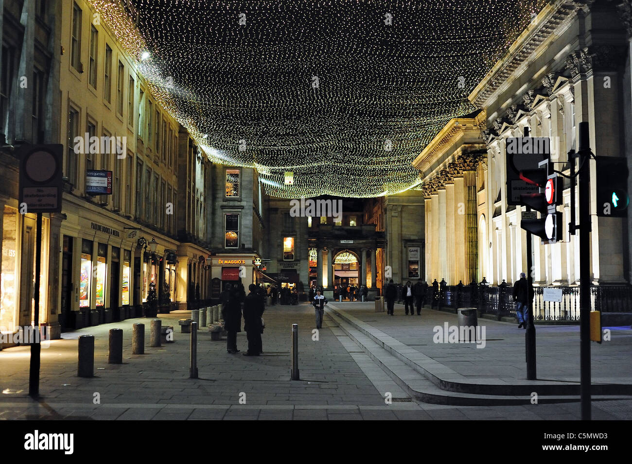 Royal Exchange Square, Glasgow, at night Stock Photo - Alamy