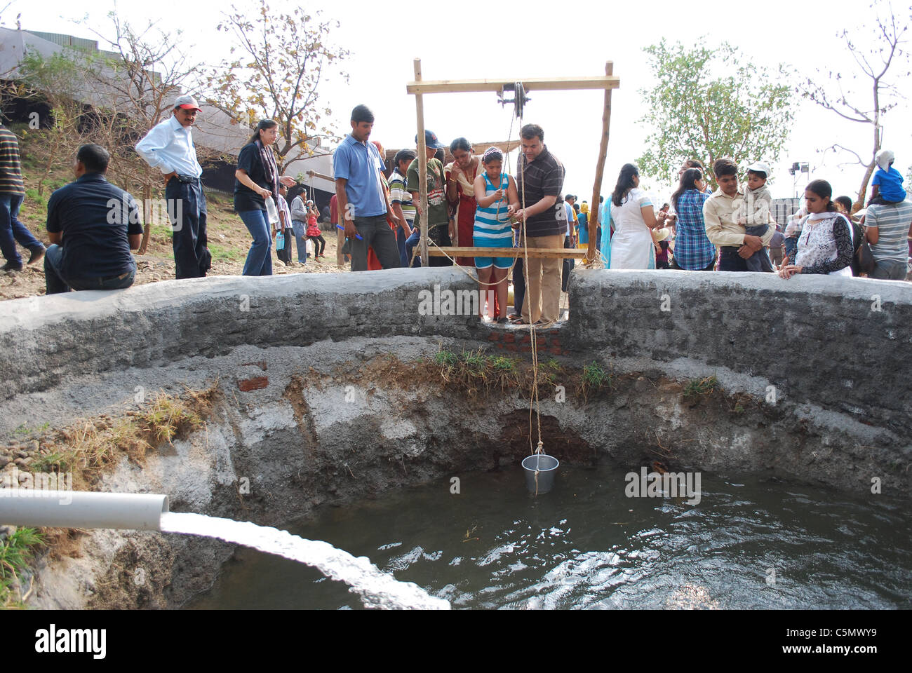 Pulling water well hi-res stock photography and images - Alamy