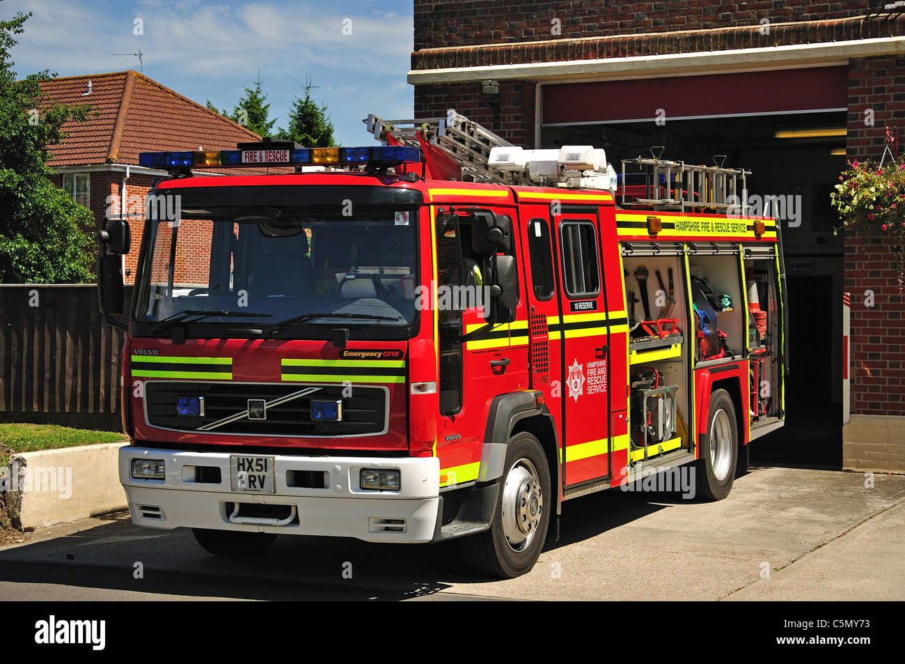 Hampshire fire service hi-res stock photography and images - Alamy