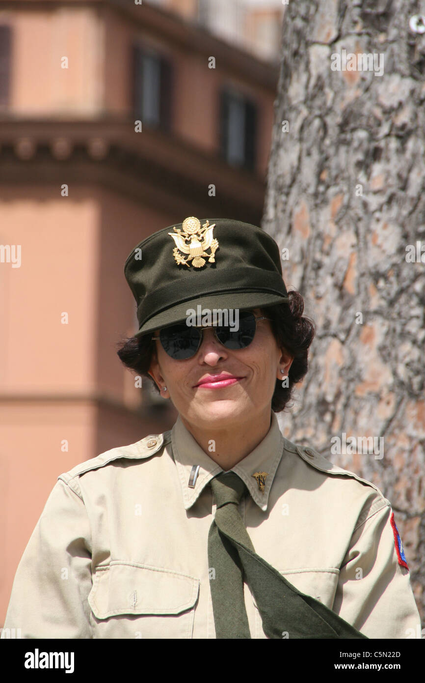 world war 2 liberation of rome re enactment parade 4th june 1944, rome ...
