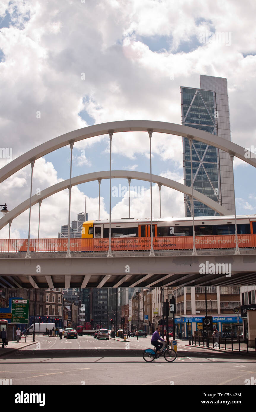 An overland train on the new East London Line extension crossing the ...