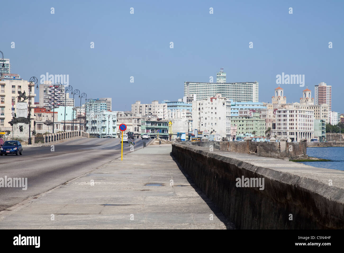 Havana Cuba skyline cityscape Stock Photo - Alamy