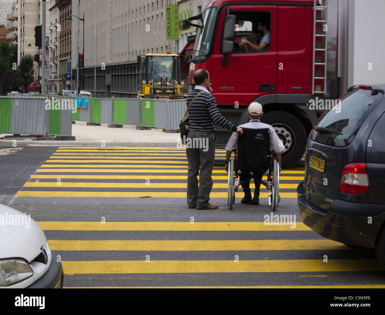 Wheelchair paris disability hi-res stock photography and images - Alamy