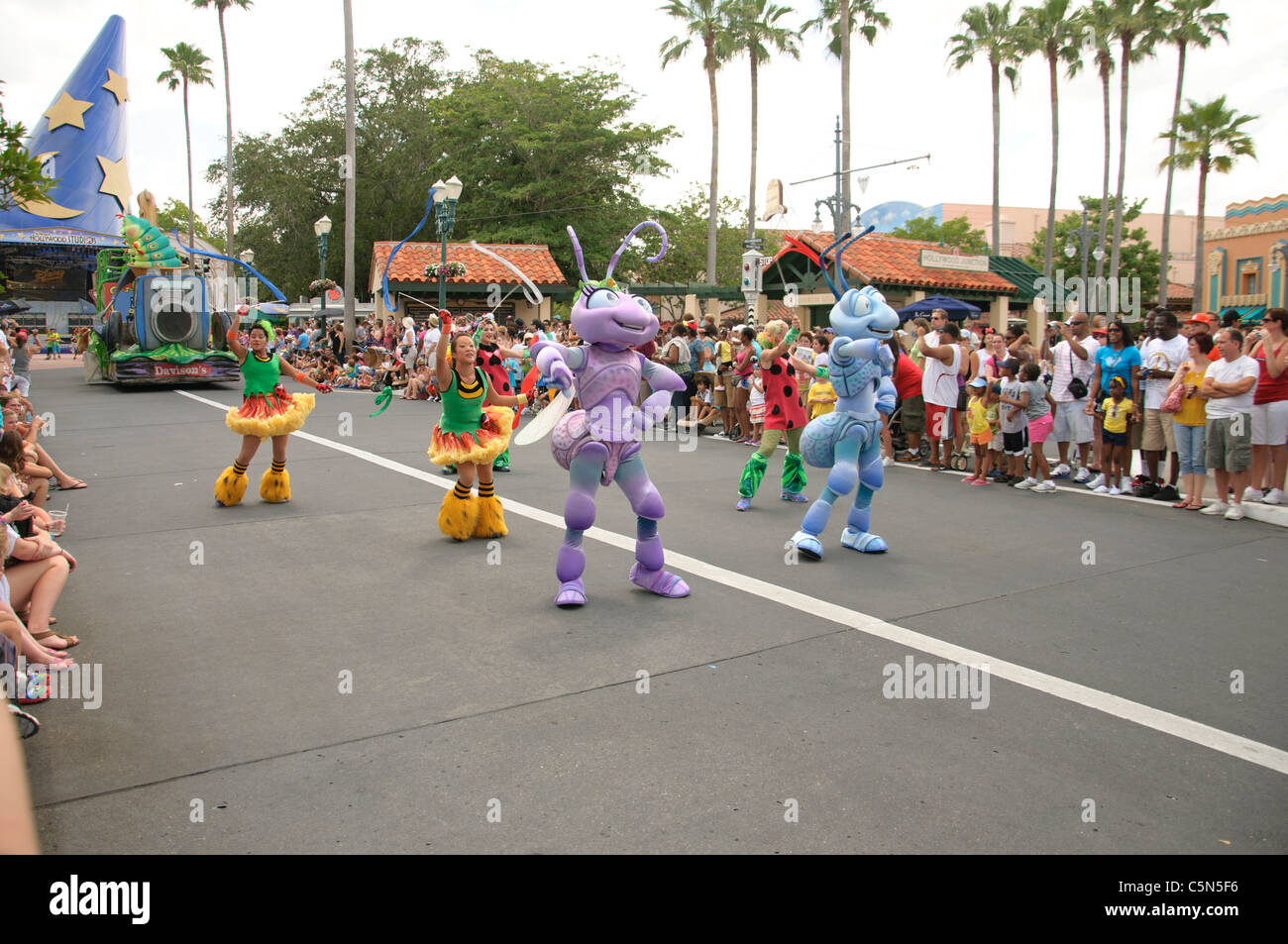 atta from disney pixars a bugs life in the countdown to fun parade on ...