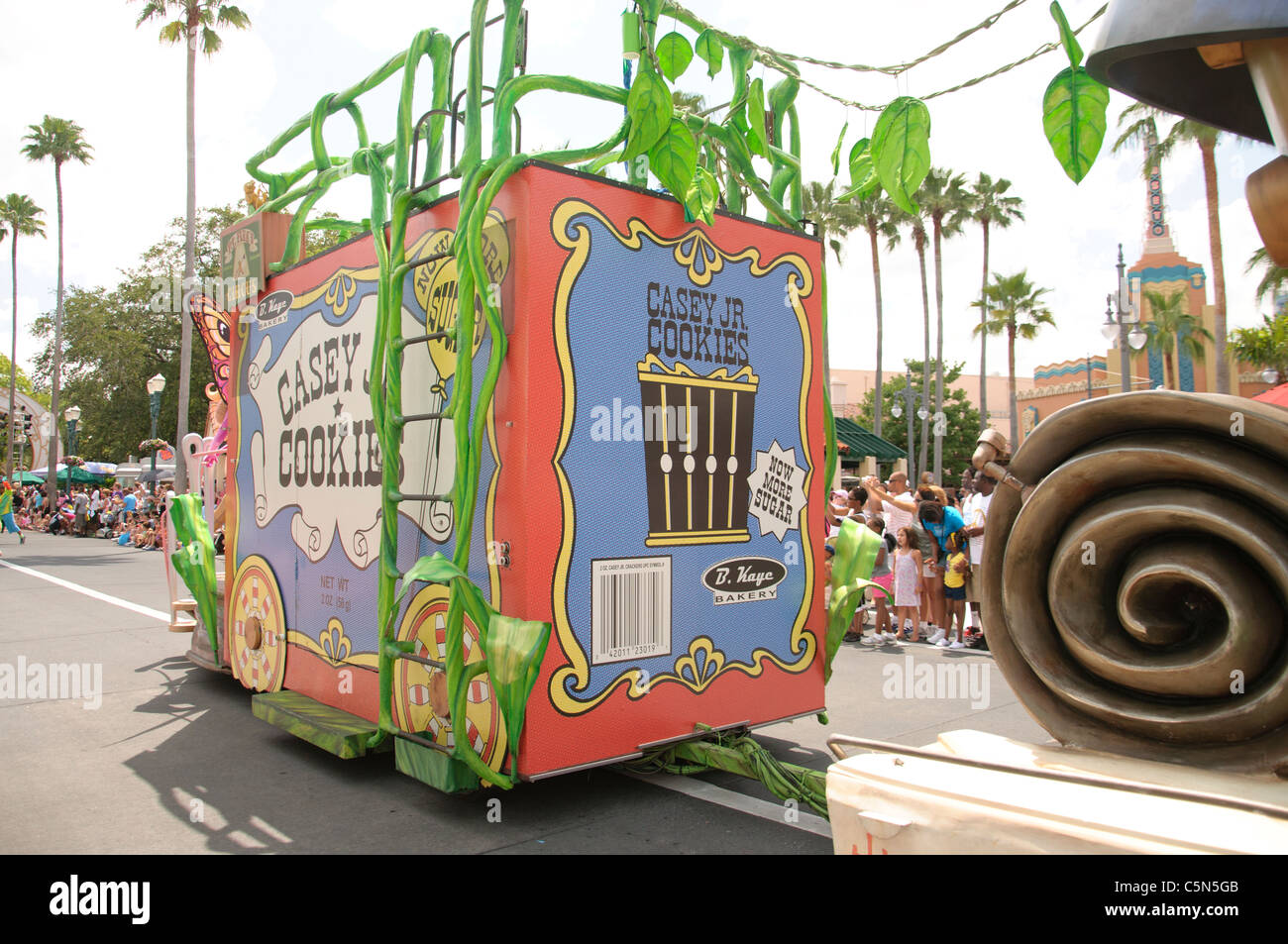 countdown to fun parade disney pixar hollywood studios orlando florida ...