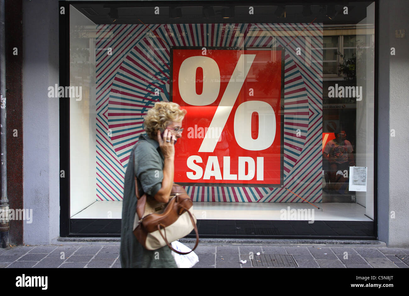 Italian Shoppers High Resolution Stock Photography and Images - Alamy
