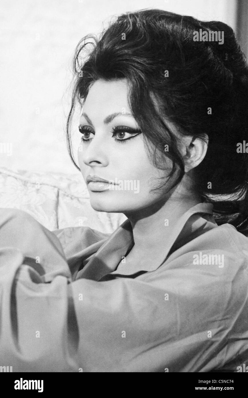 Sophia loren actress hi-res stock photography and images - Alamy