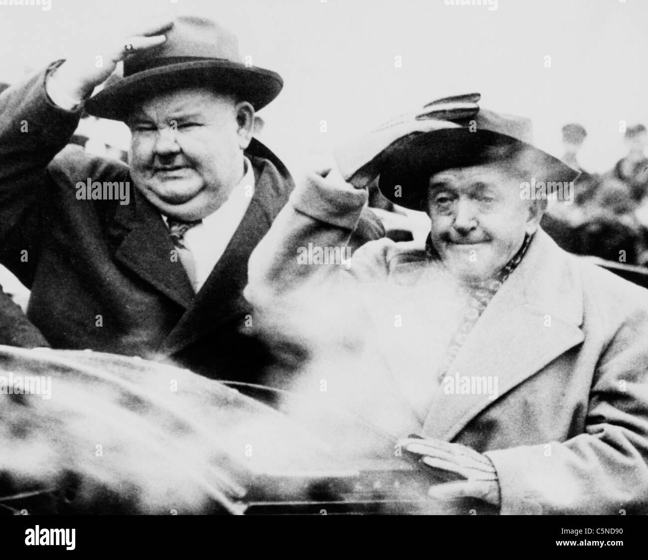 Oliver hardy hi-res stock photography and images - Alamy