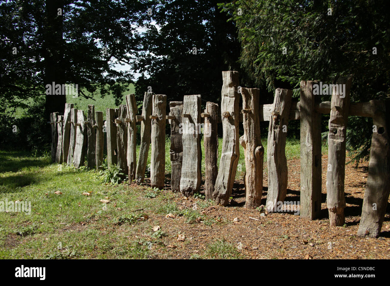 old timber fence Stock Photo - Alamy