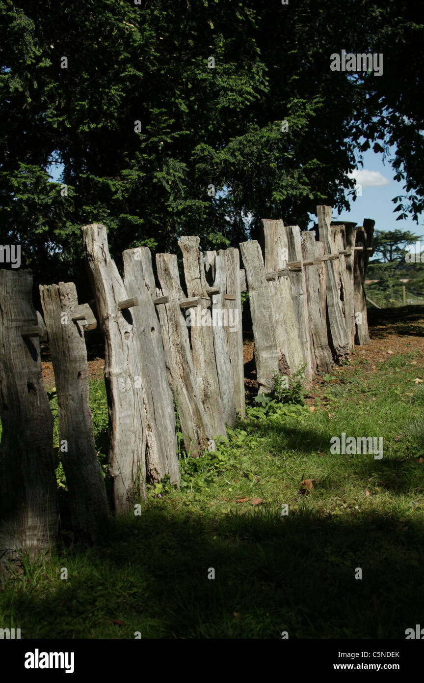 old timber fence Stock Photo - Alamy