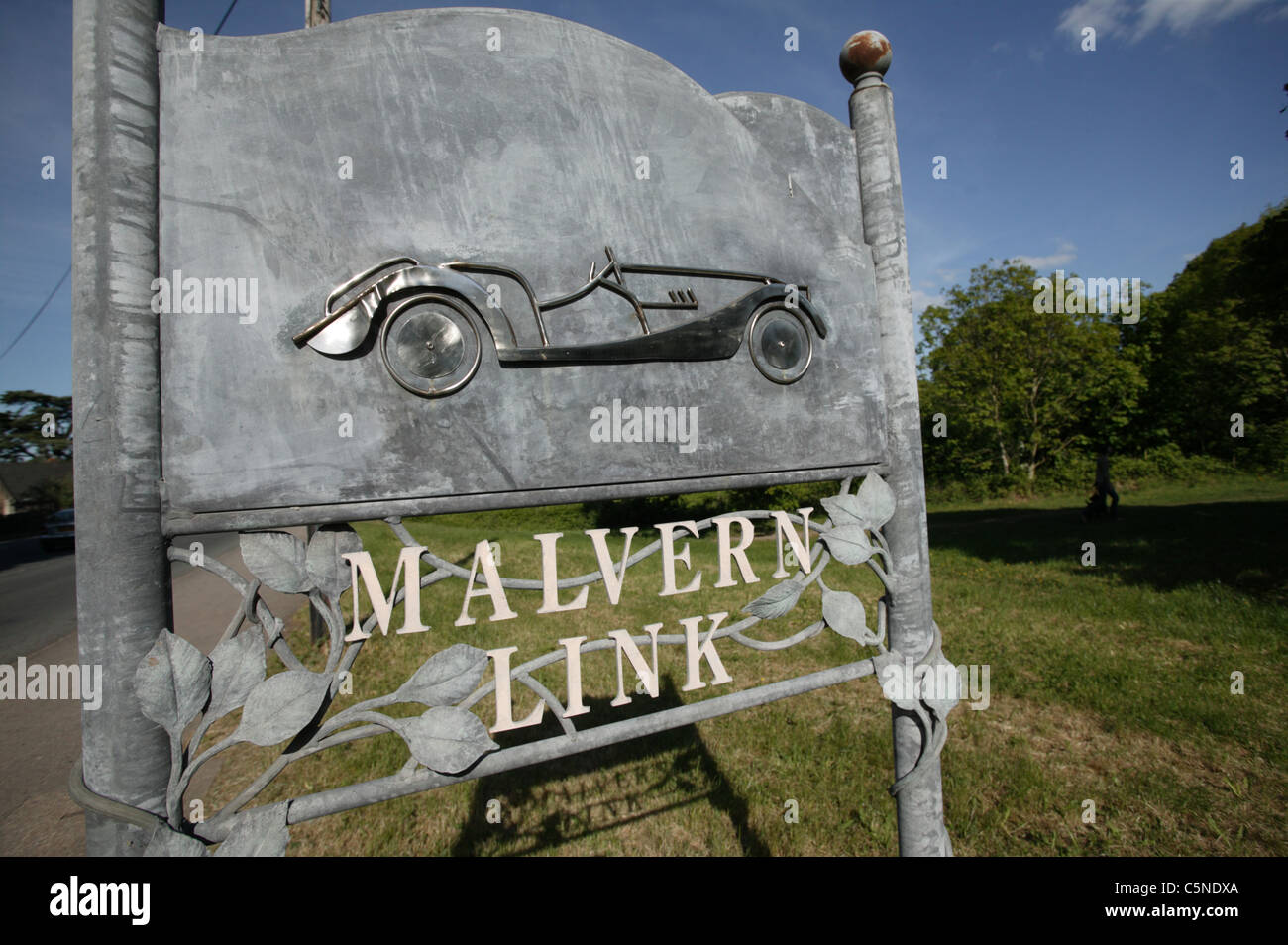 Town sign for Malvern Link, Worcestershire, UK Stock Photo - Alamy