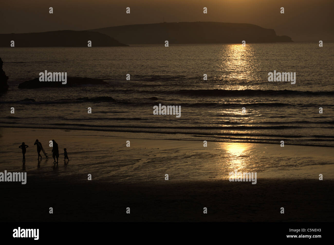 Leave the beach hi-res stock photography and images - Alamy