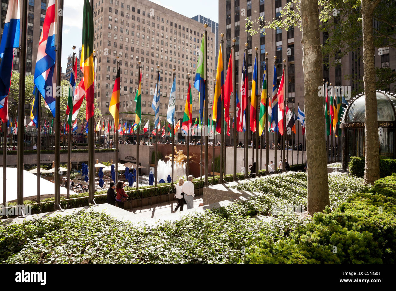 Rockefeller Center Plaza, NYC Stock Photo - Alamy