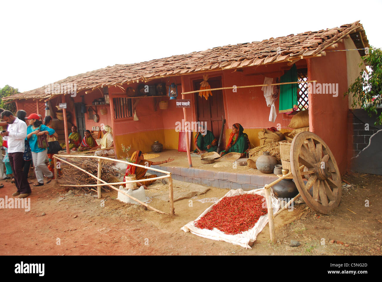 Country life spread hi-res stock photography and images - Alamy