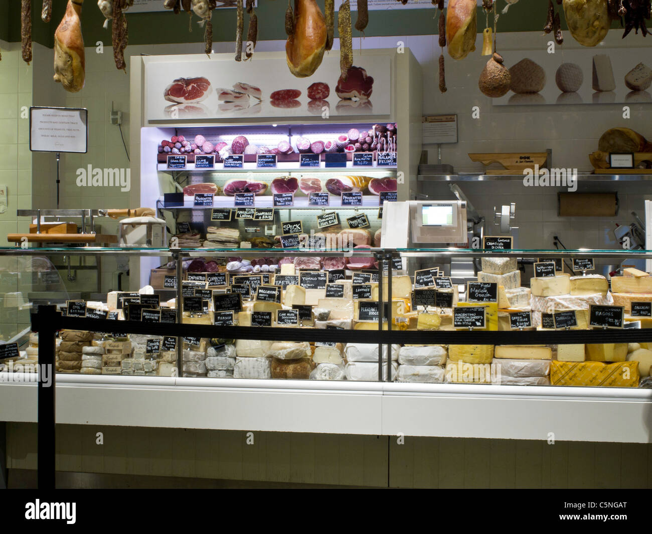 Eataly cheese hi-res stock photography and images - Alamy