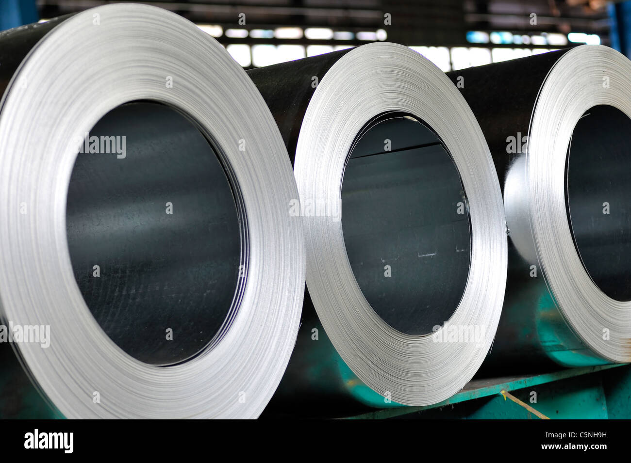 Sheet metal hi-res stock photography and images - Alamy