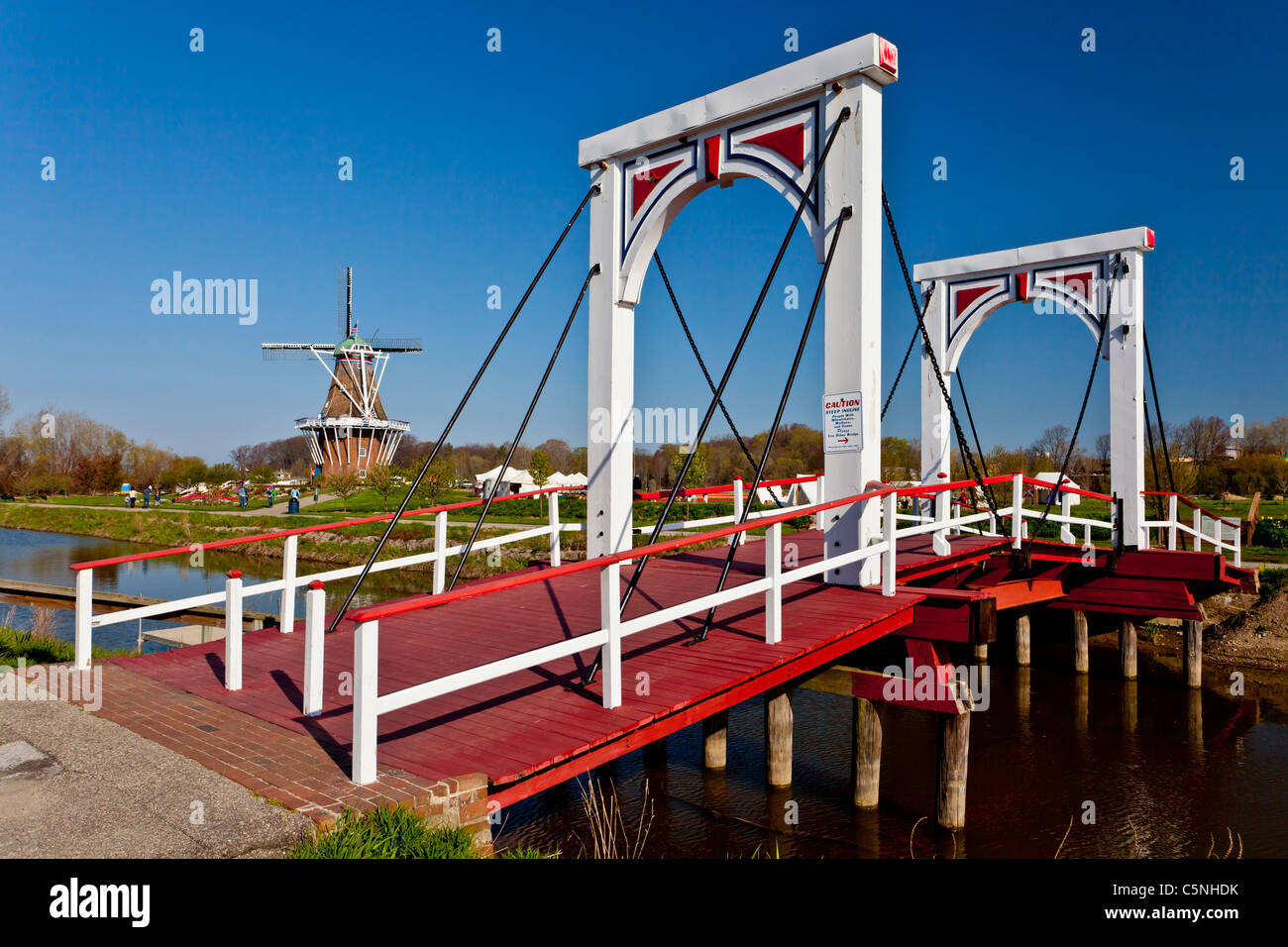 Holland tulip windmill canal hi-res stock photography and images - Alamy