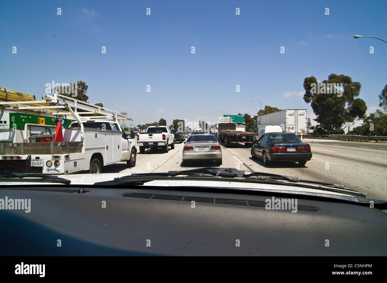 Congested freeway hi-res stock photography and images - Alamy