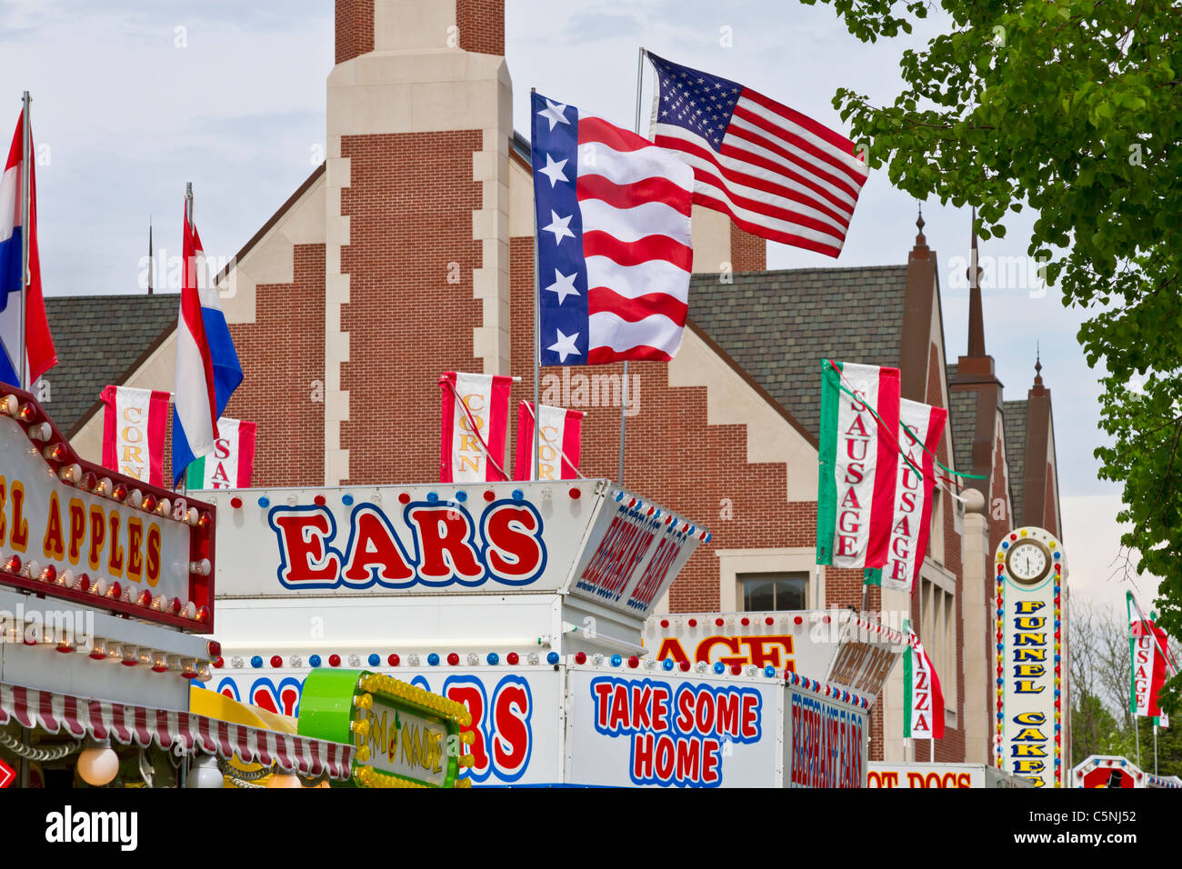 An outdoor refreshment stand at the Tulip Time festival in Holland ...