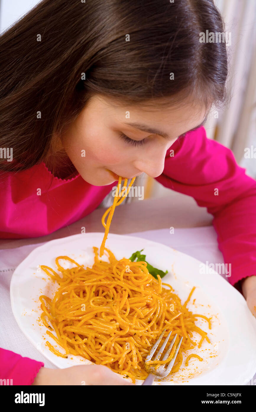 Eating pot noodle kids hi-res stock photography and images - Alamy