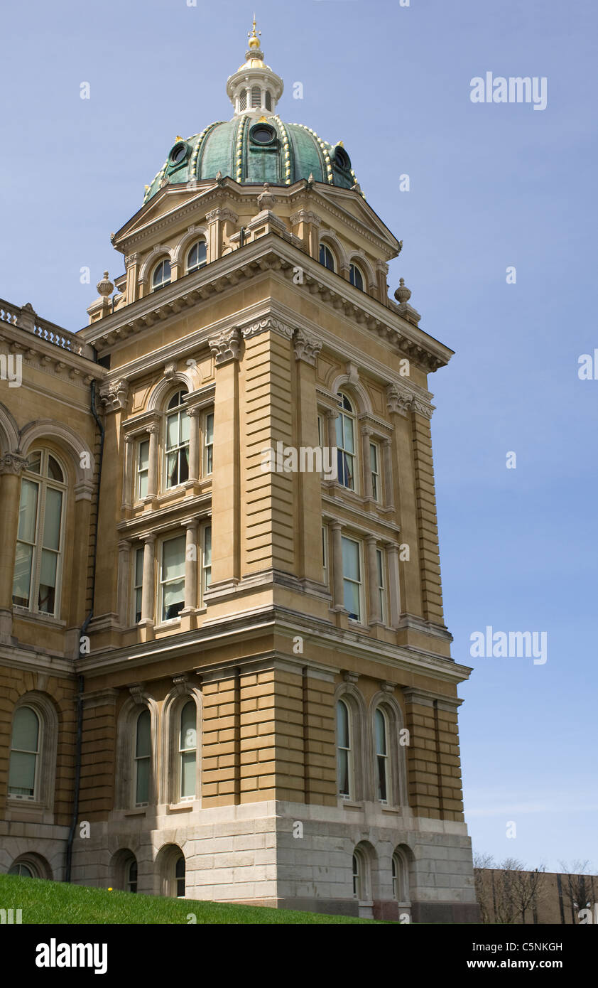 Iowa State Capitol corner section under dome Stock Photo - Alamy