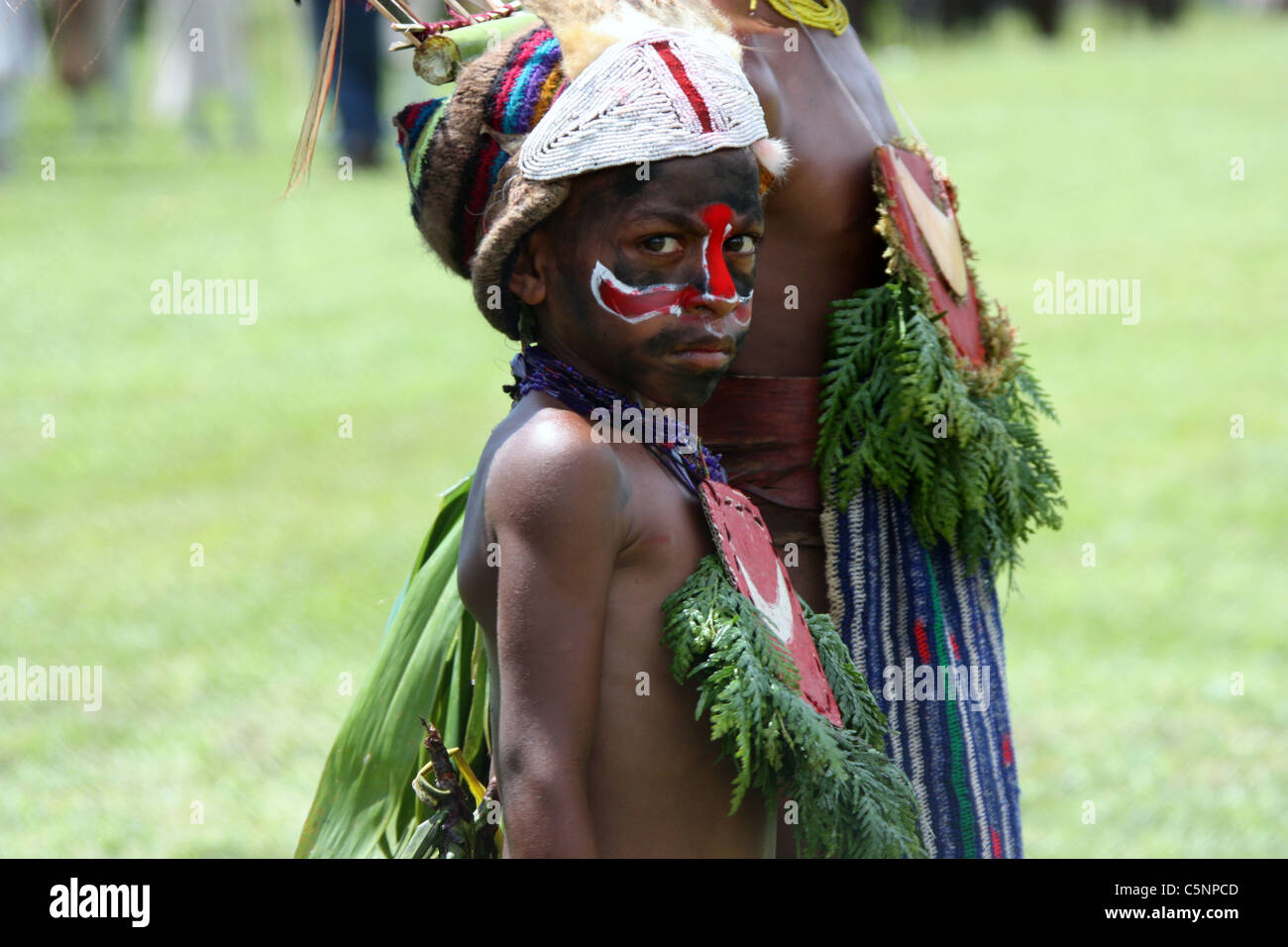 Tribal Child in Papua New Guinea Stock Photo - Alamy