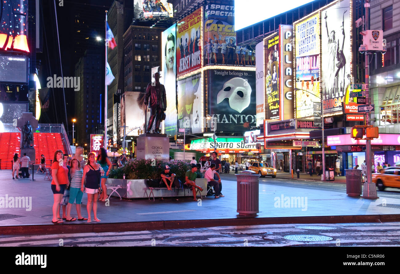 Broadway musical posters hi-res stock photography and images - Alamy
