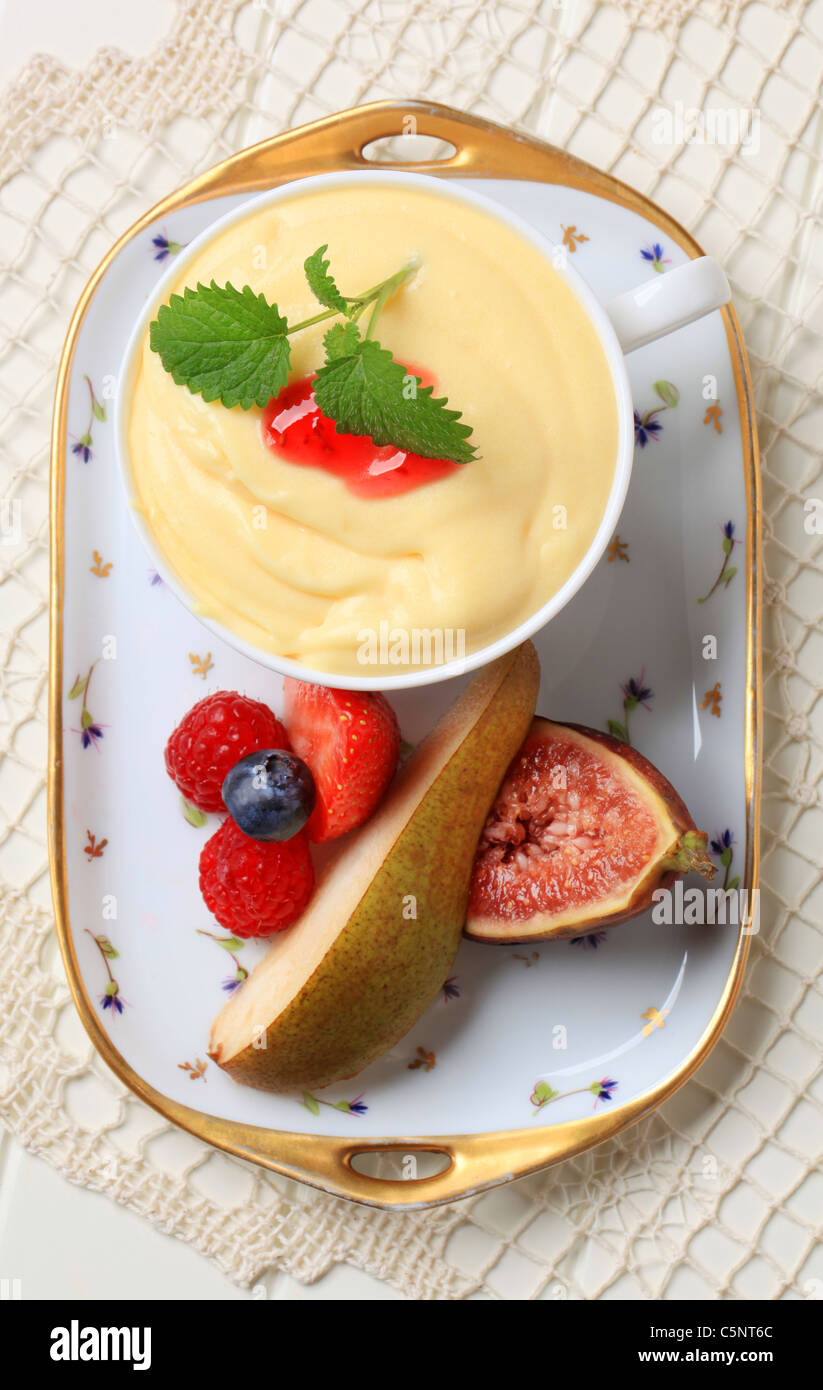 Pear puree hi-res stock photography and images - Alamy