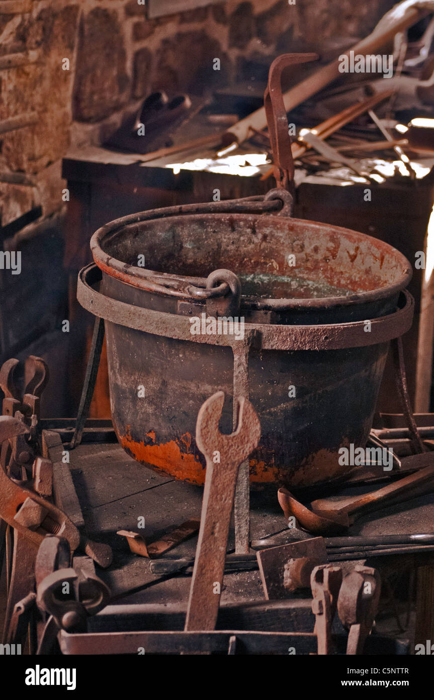Blacksmiths tools hi-res stock photography and images - Alamy