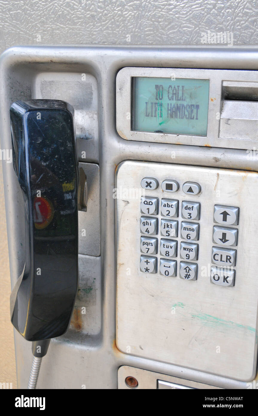 Telephone kiosk payphone hi-res stock photography and images - Alamy