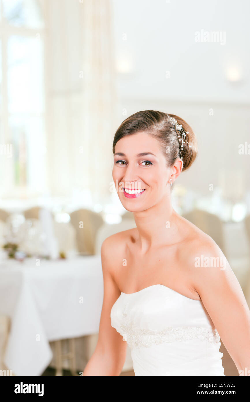 Swept back hi-res stock photography and images - Alamy