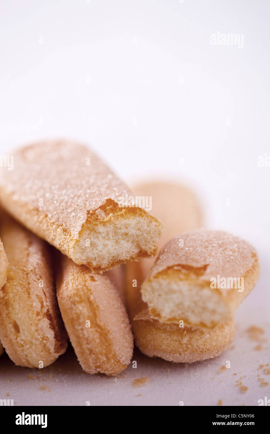 Sponge finger hi-res stock photography and images - Alamy