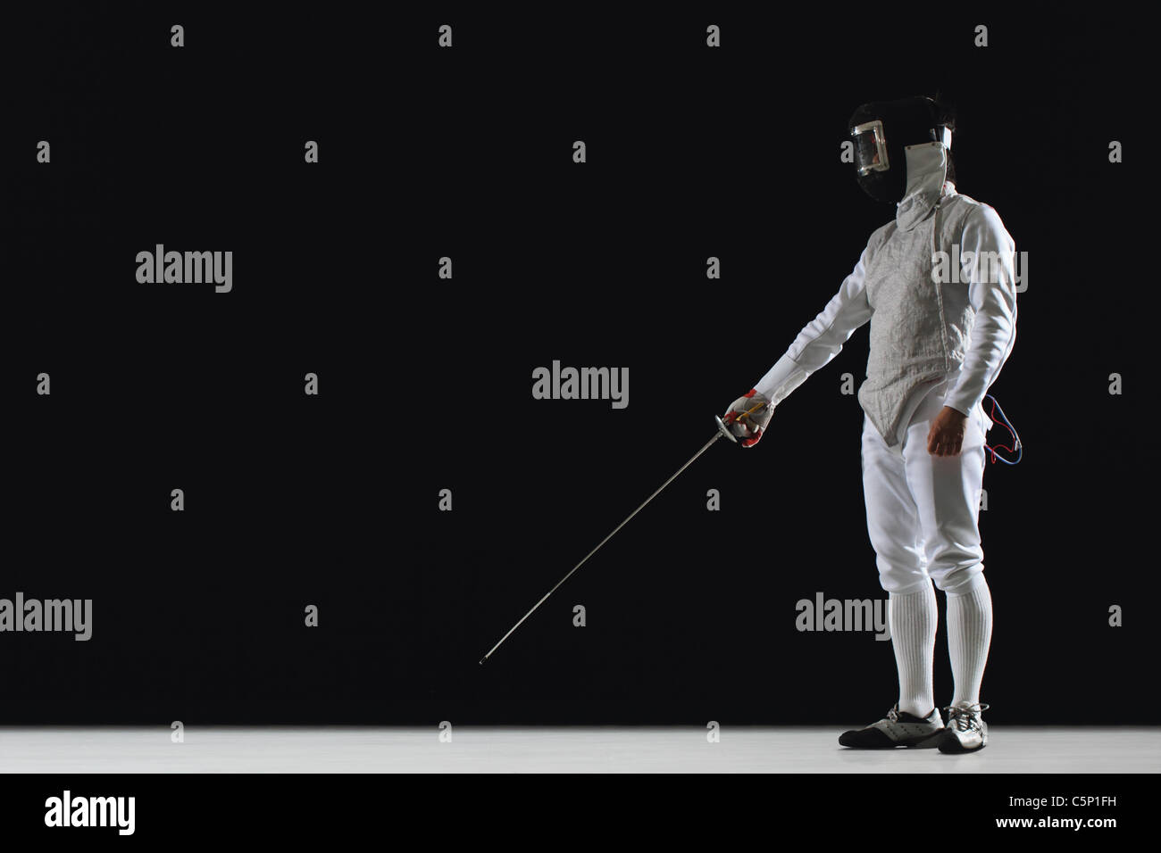 Fencing skills hi-res stock photography and images - Alamy