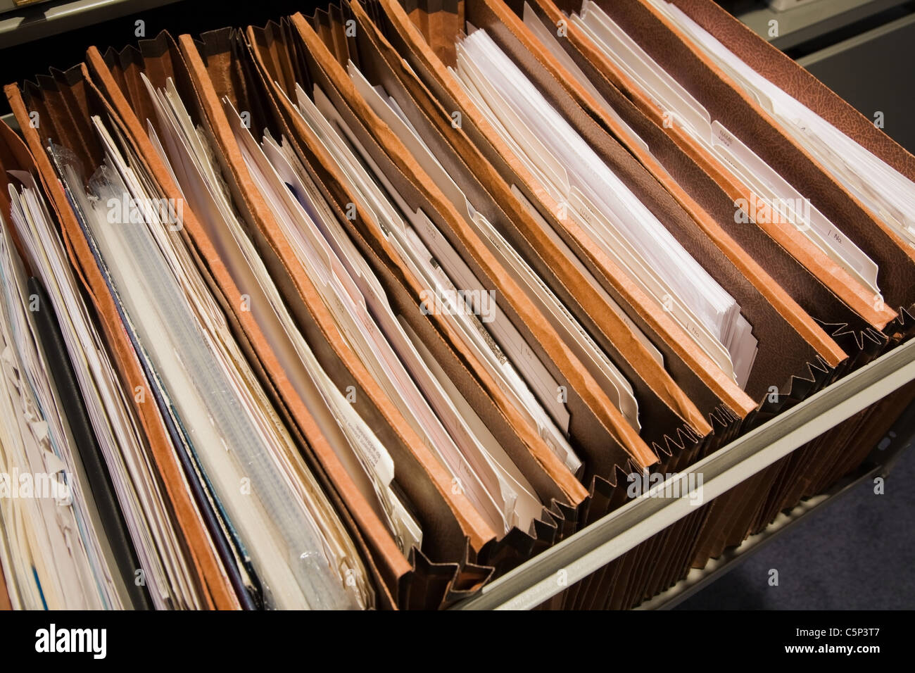 File divider hi-res stock photography and images - Alamy
