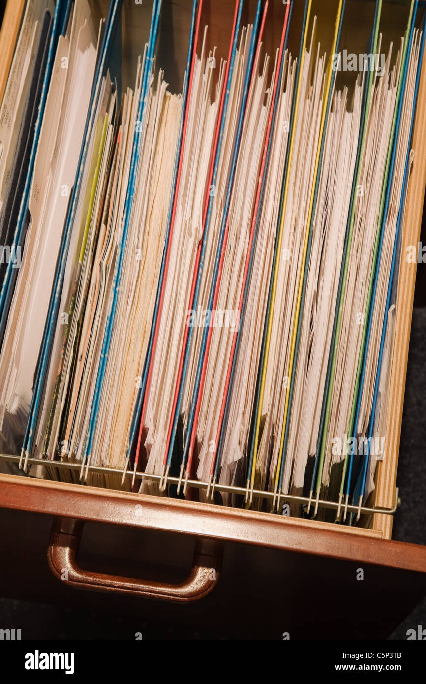 File divider hi-res stock photography and images - Alamy