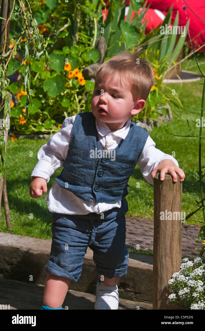 Dressed smartly hi-res stock photography and images - Alamy