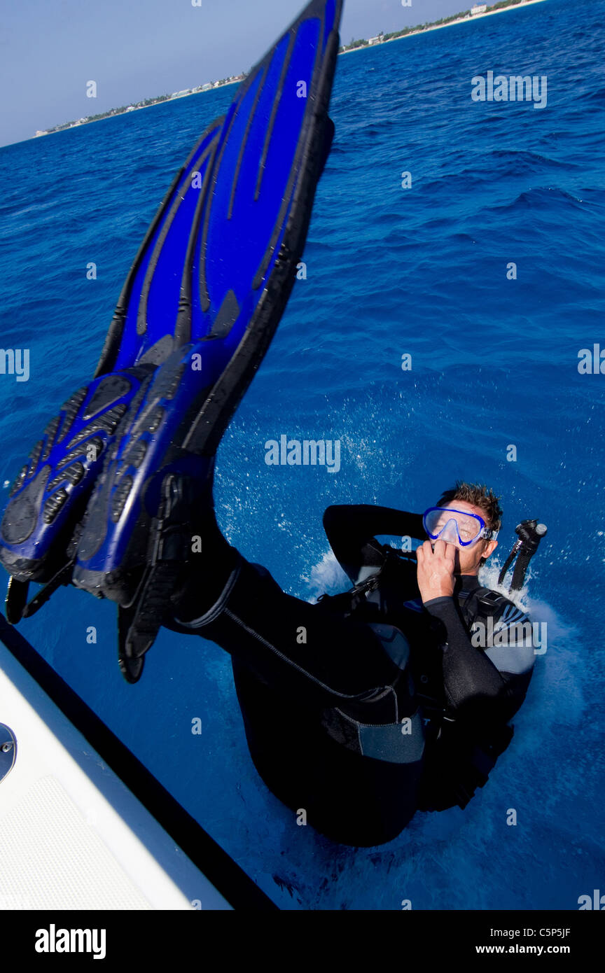 Rolling into the ocean Stock Photo - Alamy