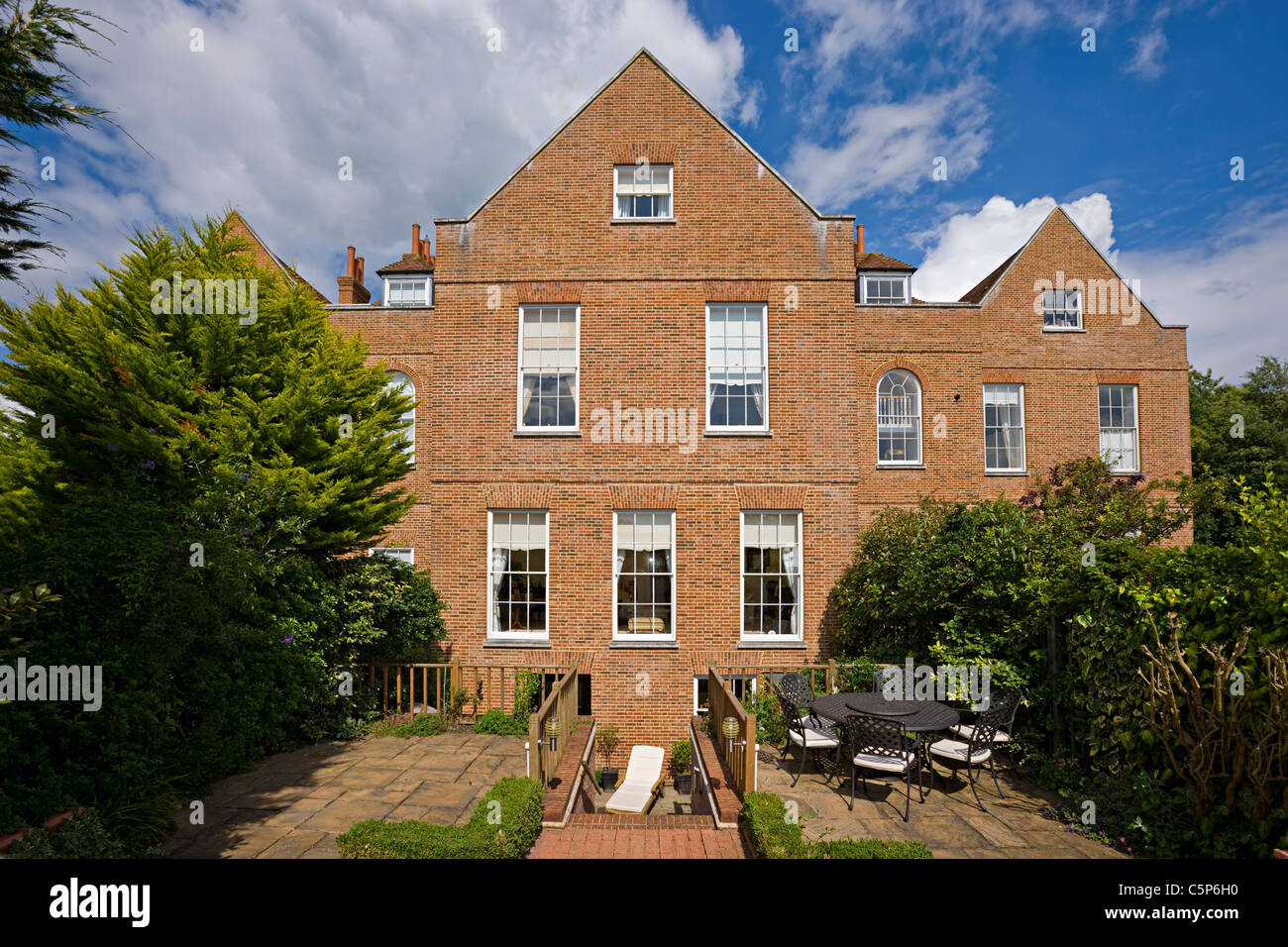 Exterior of an old traditional english house Stock Photo - Alamy