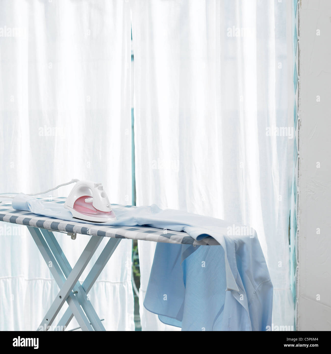 Ironing board hi-res stock photography and images - Alamy