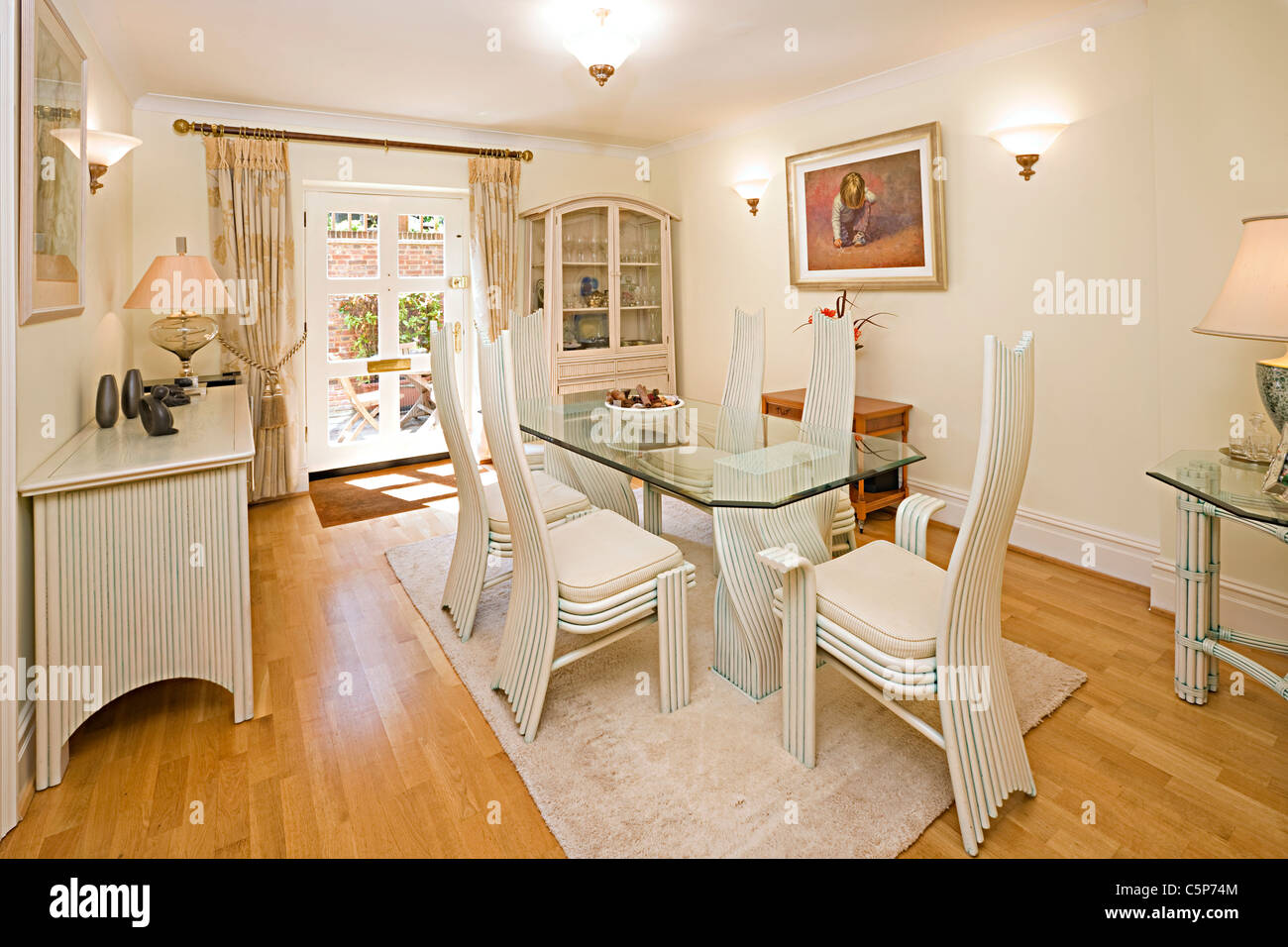 interior dining room Stock Photo - Alamy