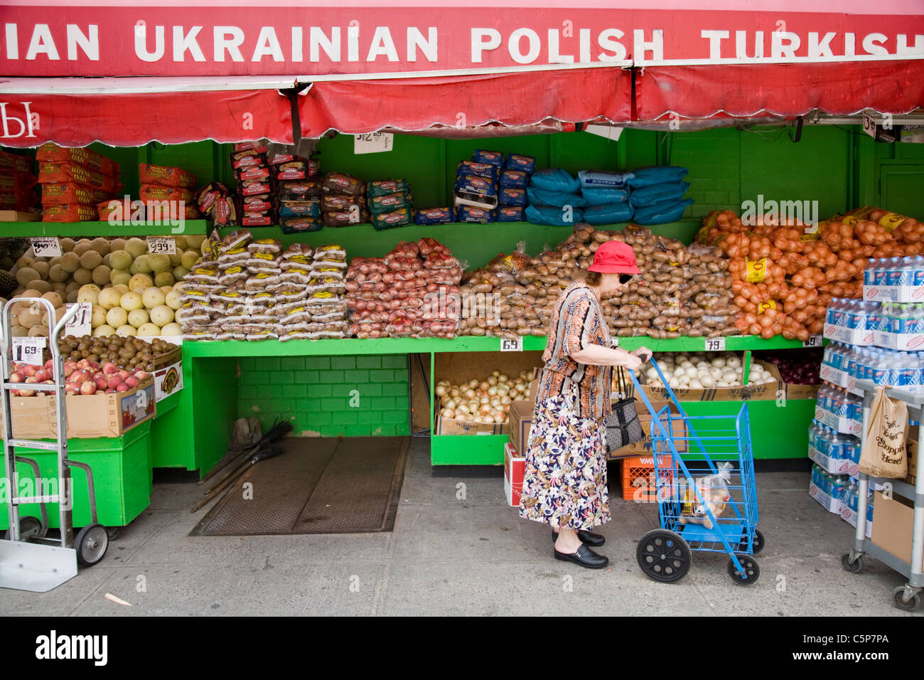 Polish food market hi-res stock photography and images - Alamy