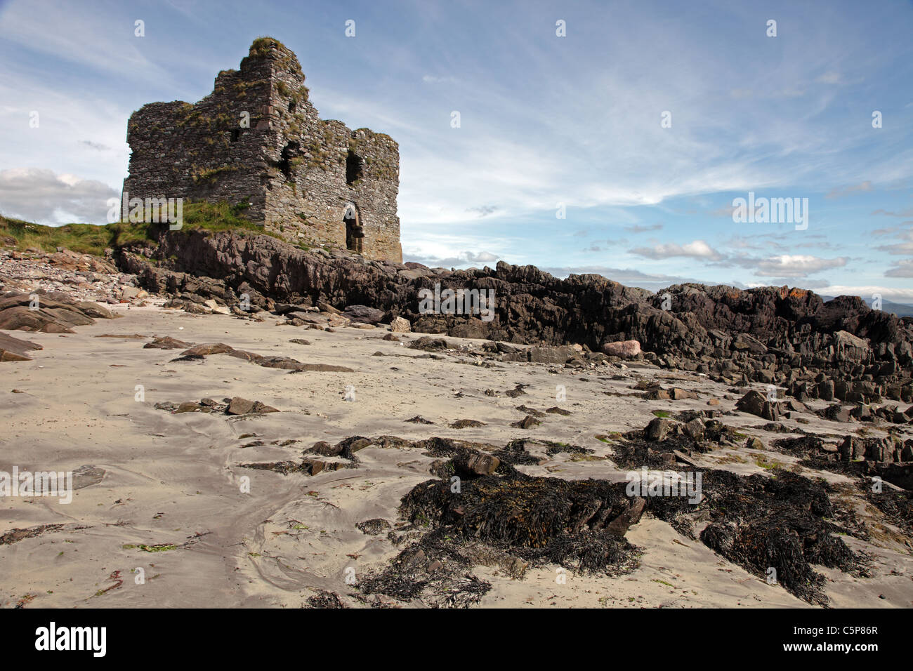 McCarthys Castle, Ballinskelligs beach, Co Kerry, Ireland Stock Photo ...