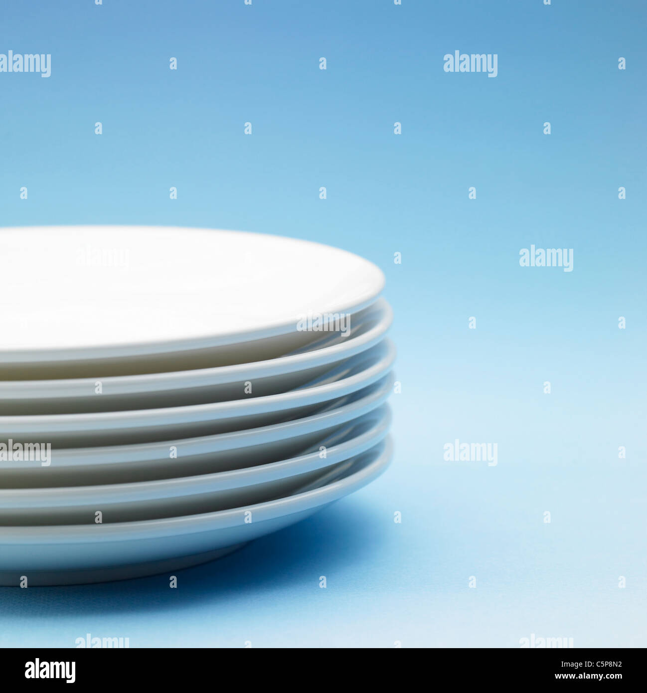 Pile of dishes Stock Photo - Alamy