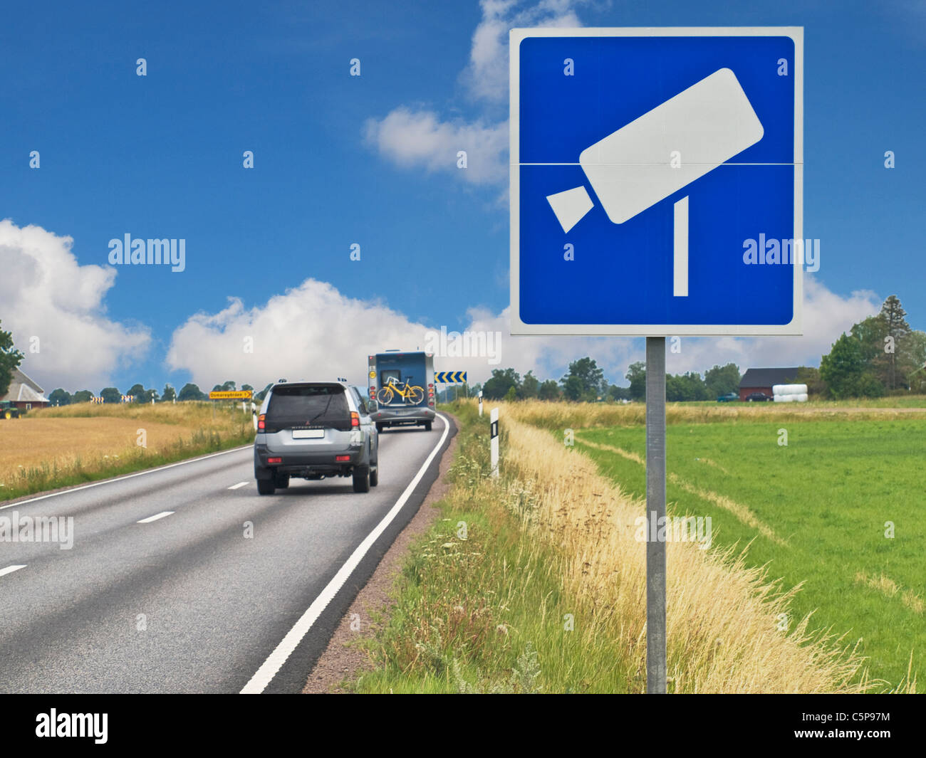 Verkehrszeichen europa hi-res stock photography and images - Alamy