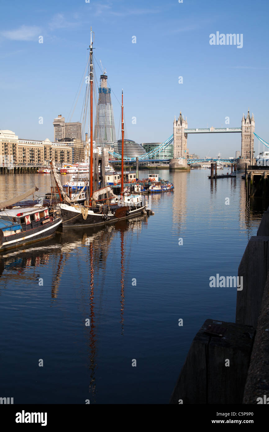 Hermitage moorings tower bridge london hi-res stock photography and ...